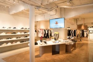 7 Toko Sepatu Sneaker Terbaik di Tokyo Tahun 2022 - TITIP JEPANG