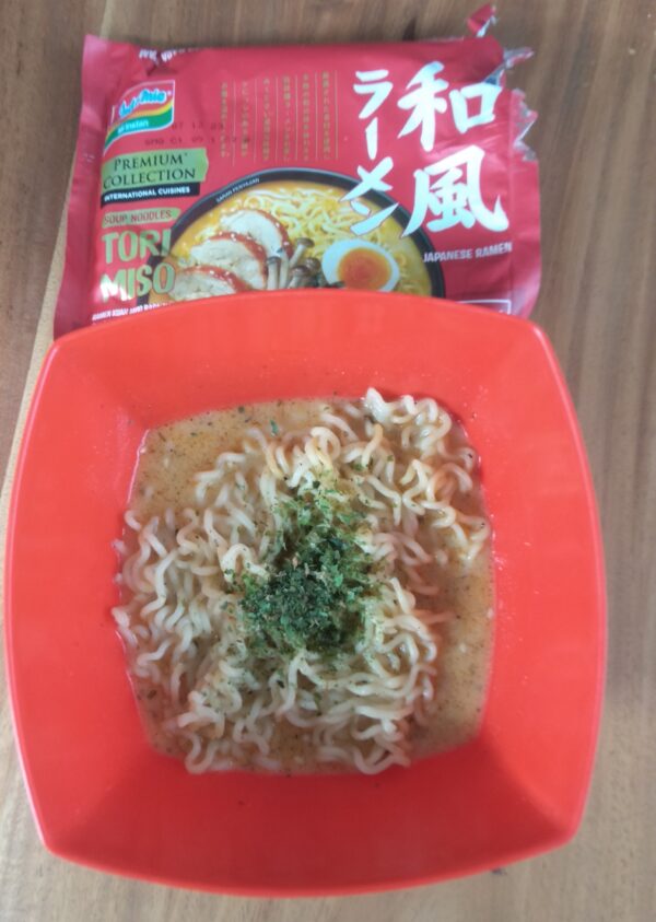 Indomie Japanese Ramen, Review Mie Instan dengan Cita Rasa Jepang ...