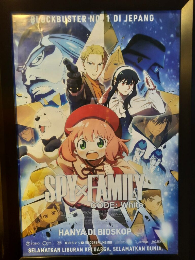 REVIEW Spy x Family CODE: WHITE - Woi, Anya!!! Asdfdjakjf - TITIP JEPANG