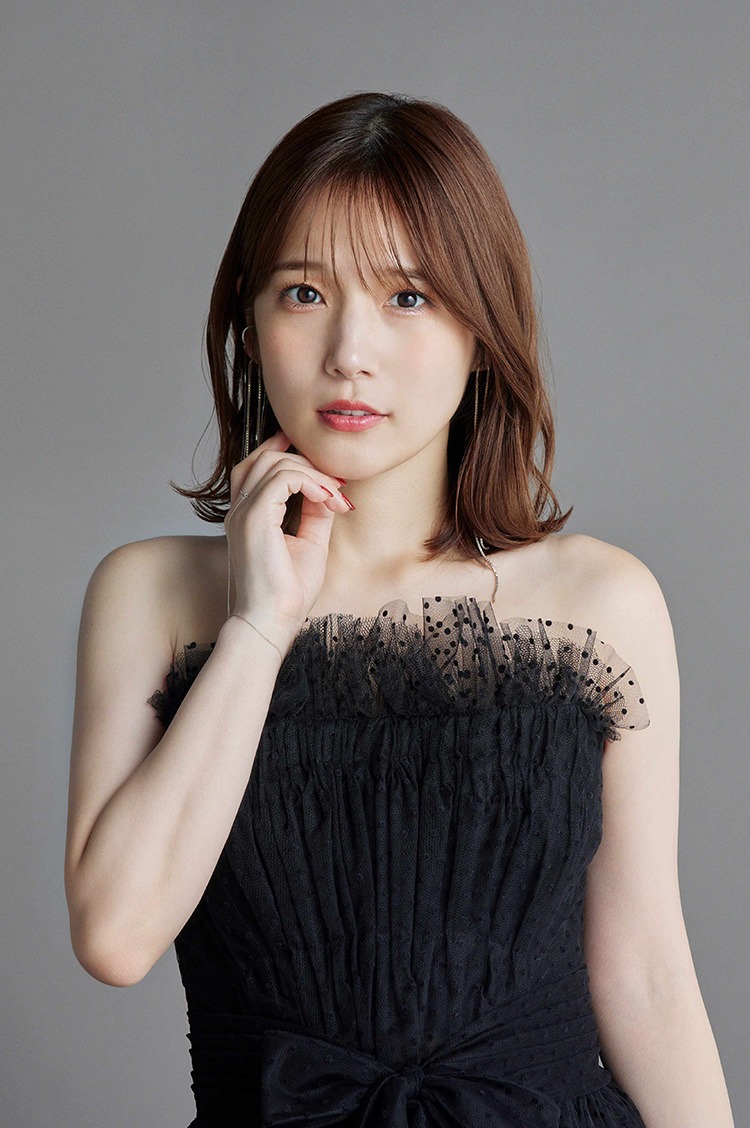 Maaya Uchida official FC visual book - TITIP JEPANG