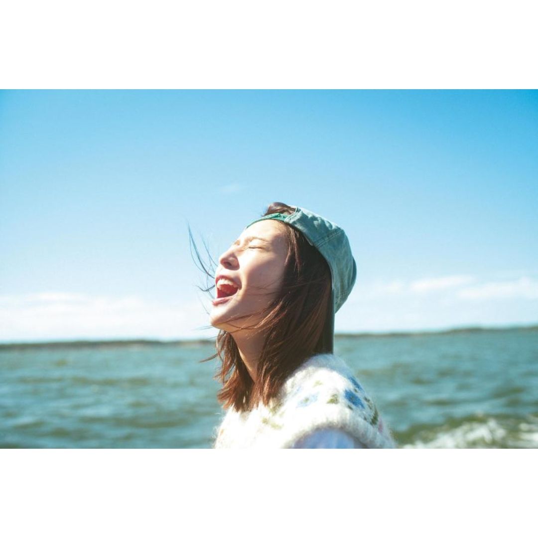 Neru Nagahama 2nd Photo Album PO25 - TITIP JEPANG